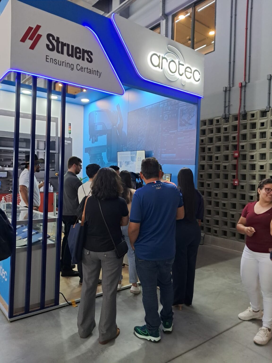 Arotec no CBECiMat 2024: Referência em Análise de Materiais – Arotec Industria e Comercio